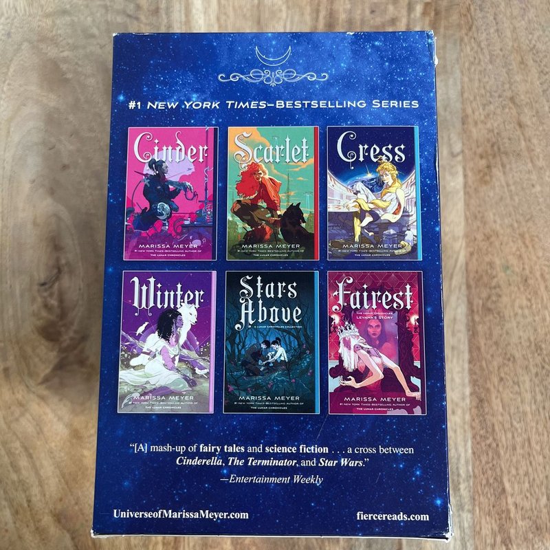 The Lunar Chronicles Boxed Set: Cinder, Scarlet, Cress, Fairest, Stars ...