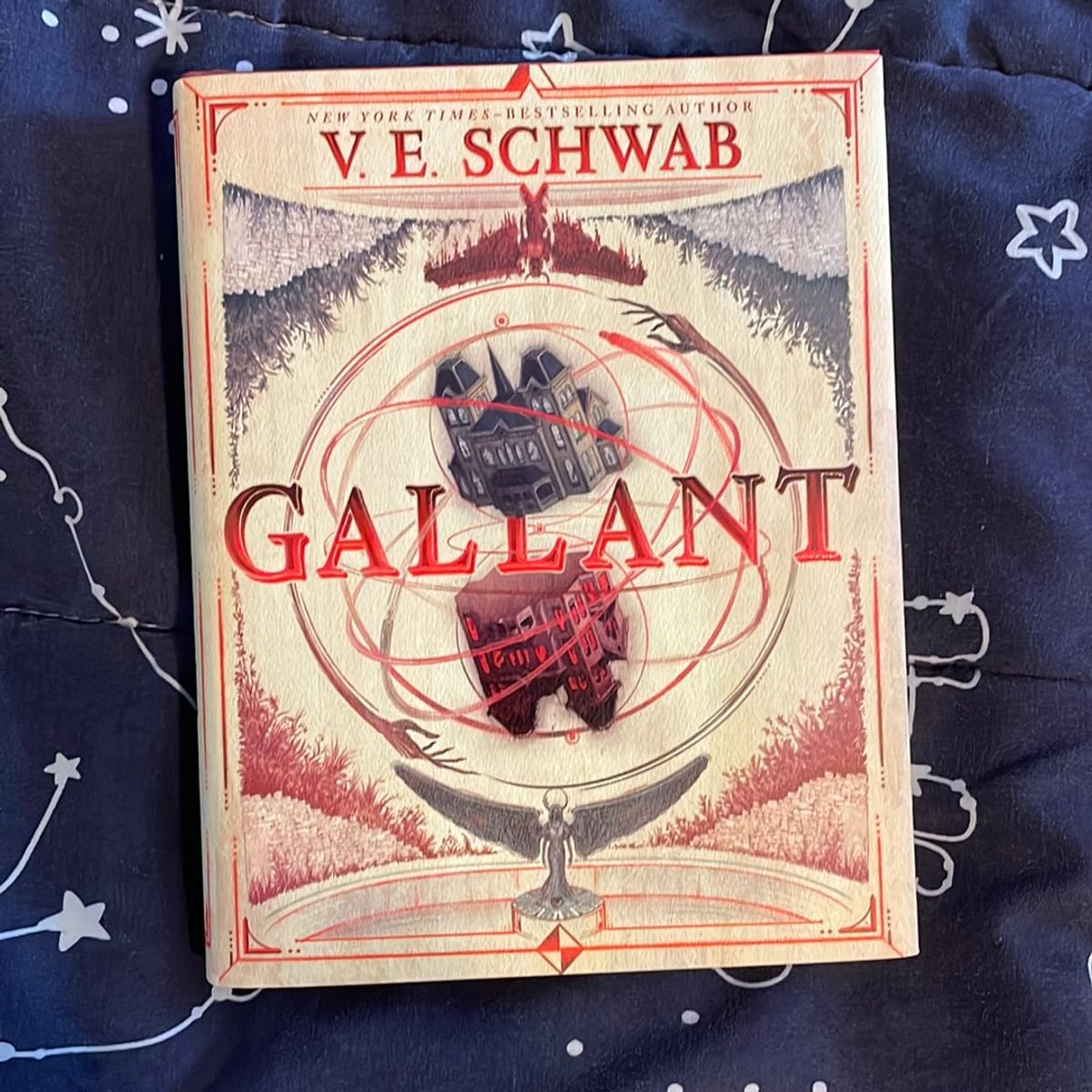 Gallant by V. E. Schwab, Hardcover | Pangobooks