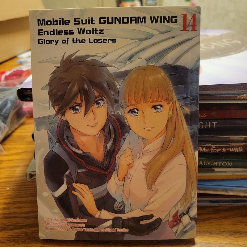 Mobile Suit Gundam WING 14 by Katsuyuki Sumizawa, Tomofumi Ogasawara ...