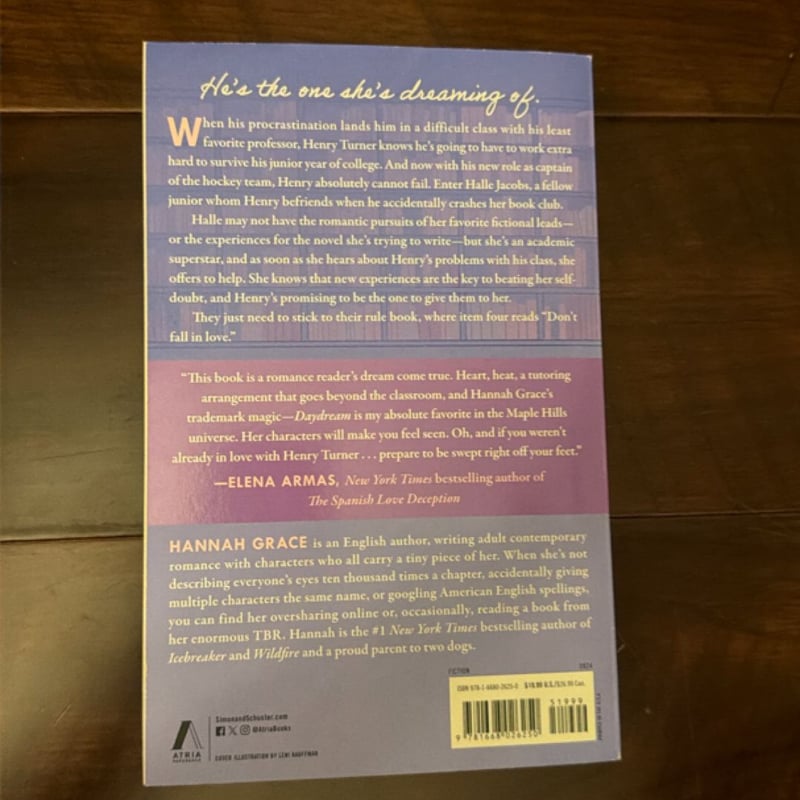 Daydream by Hannah Grace, Paperback | Pangobooks