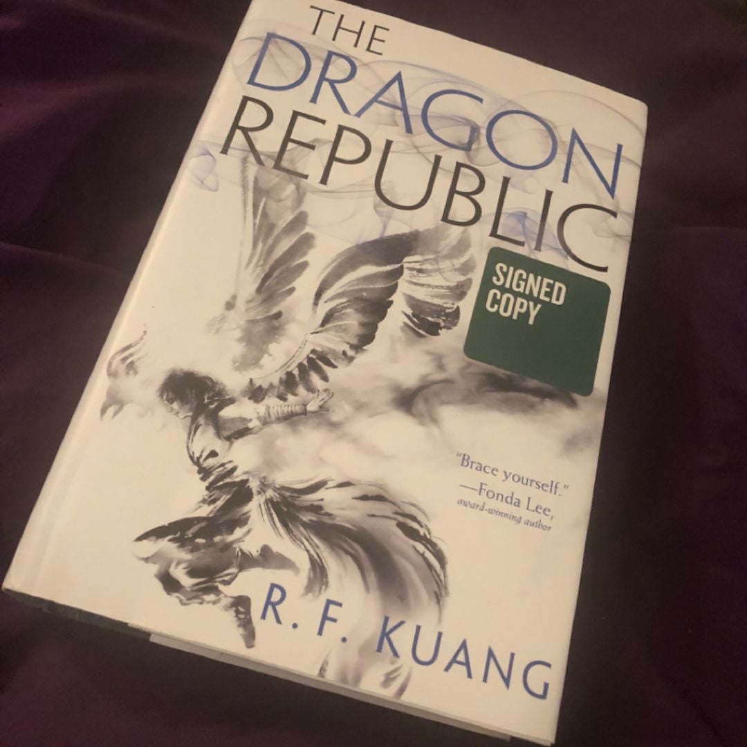 The Dragon Republic by R.F. Kuang, Hardcover | Pangobooks