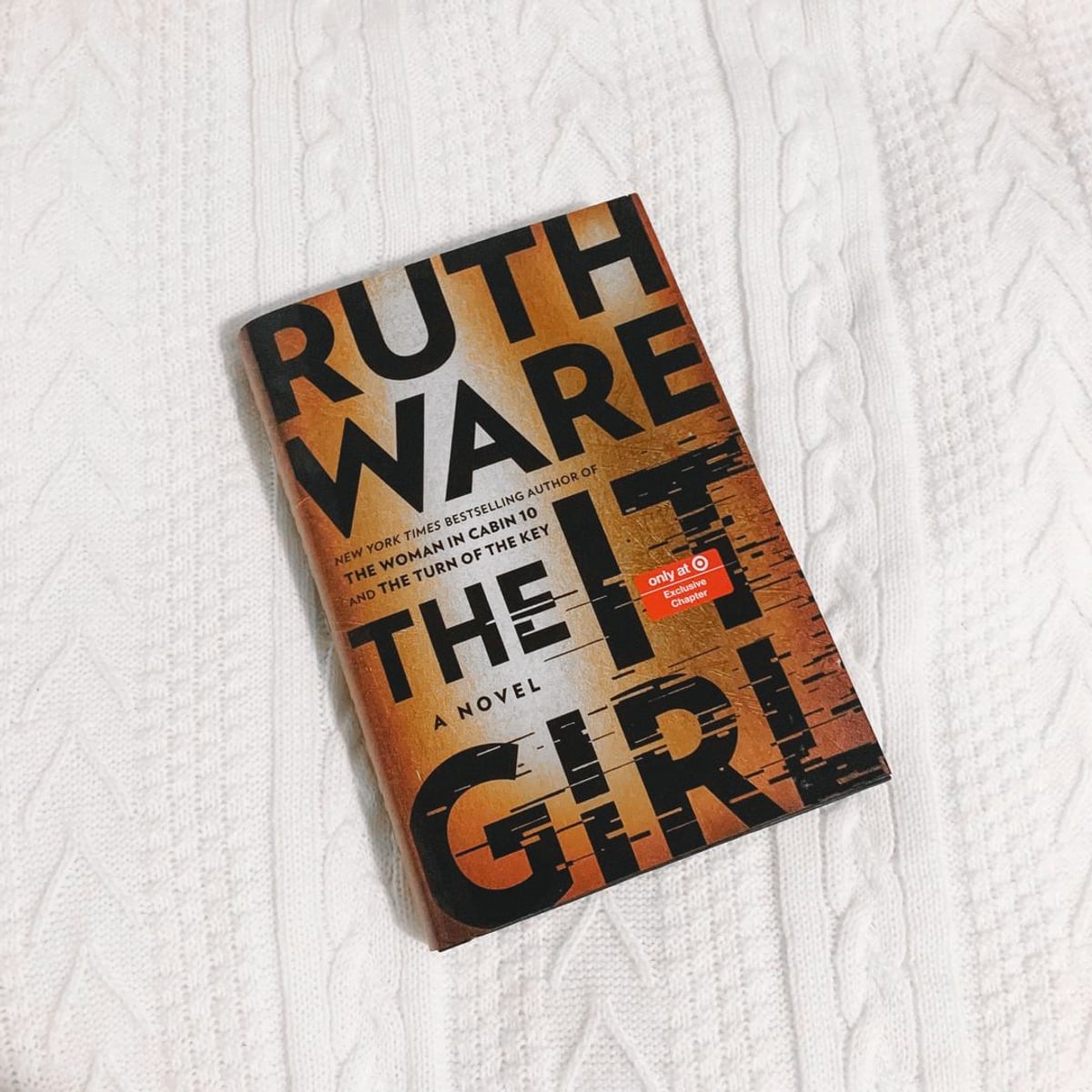 The It Girl by Ruth Ware, Hardcover | Pangobooks