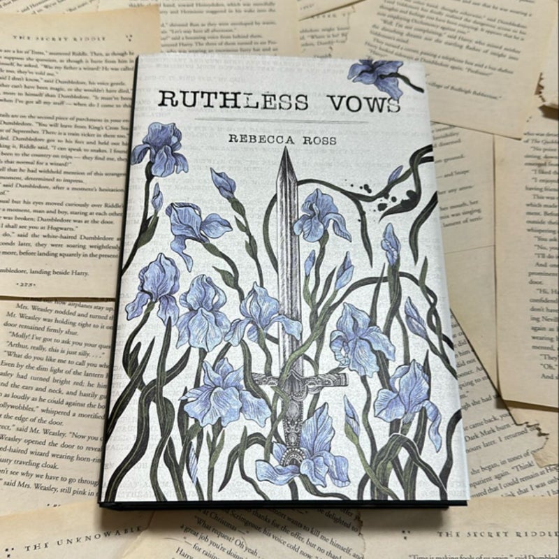 Divine Rivals OWLCRATE by Rebecca Ross, Hardcover | Pangobooks