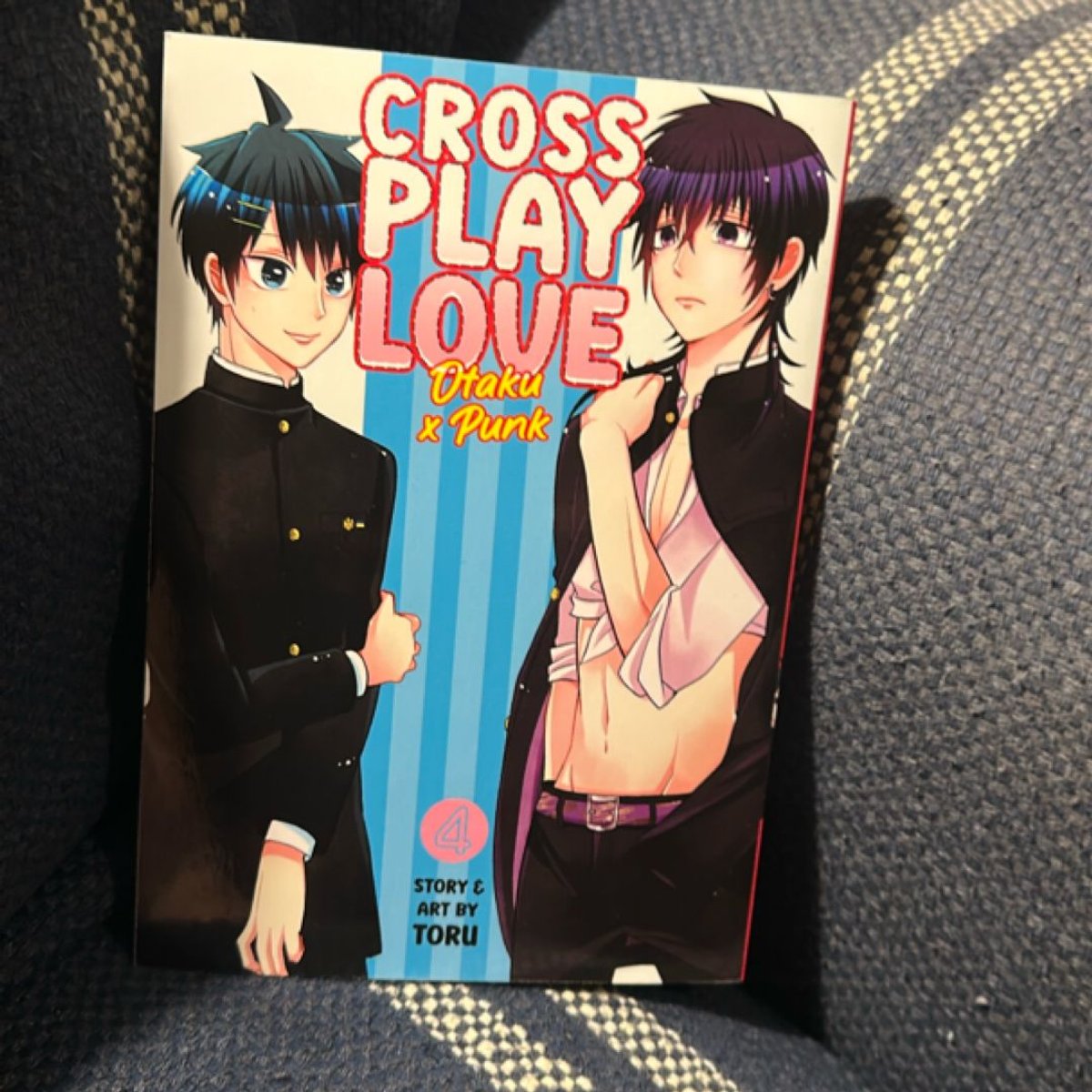 Crossplay Love: Otaku X Punk Vol. 4 by Toru