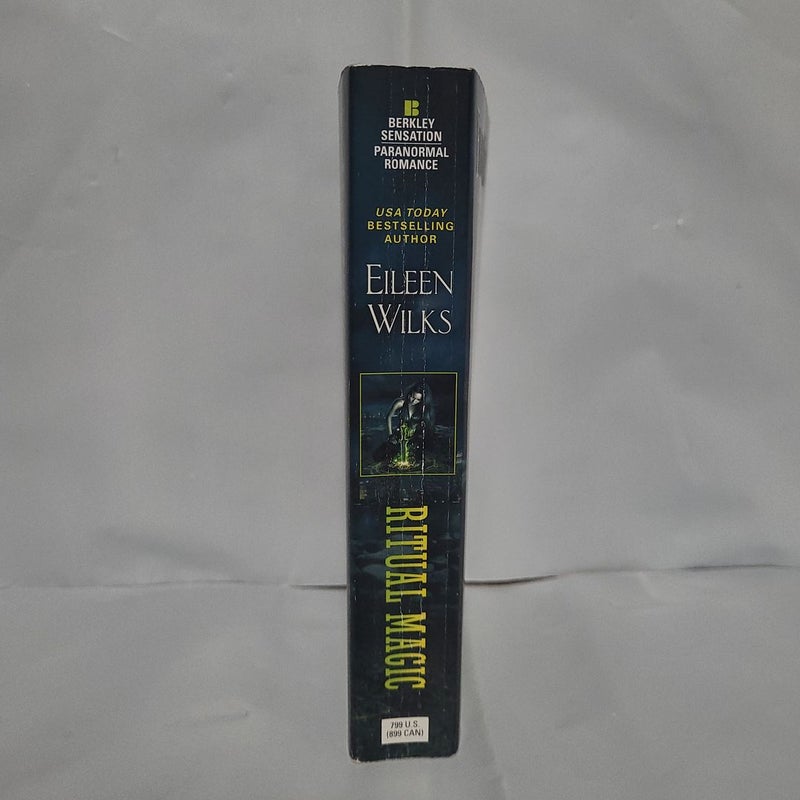 Ritual Magic by Eileen Wilks, Paperback | Pangobooks