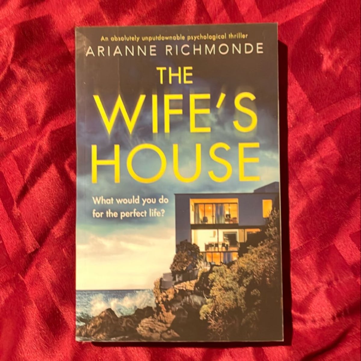 The Wife's House by Arianne Richmonde