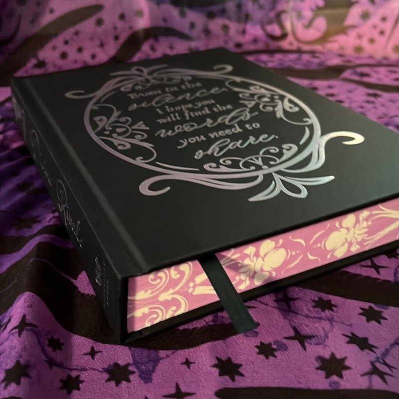 Divine Rivals by Rebecca Ross, Hardcover | Pangobooks