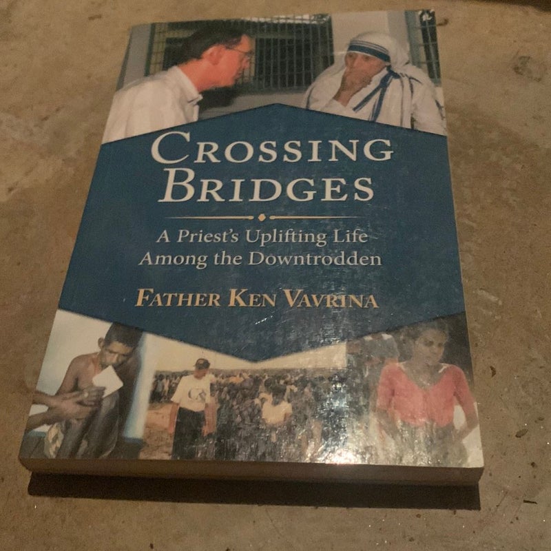 Crossing Bridges by Kenneth Vavrina, Paperback | Pangobooks