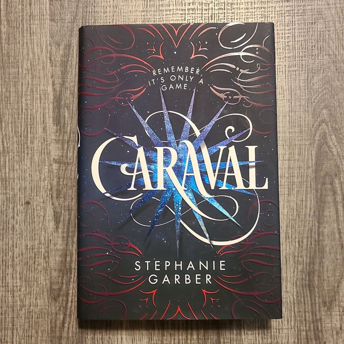 Caraval by Stephanie Garber, Hardcover | Pangobooks