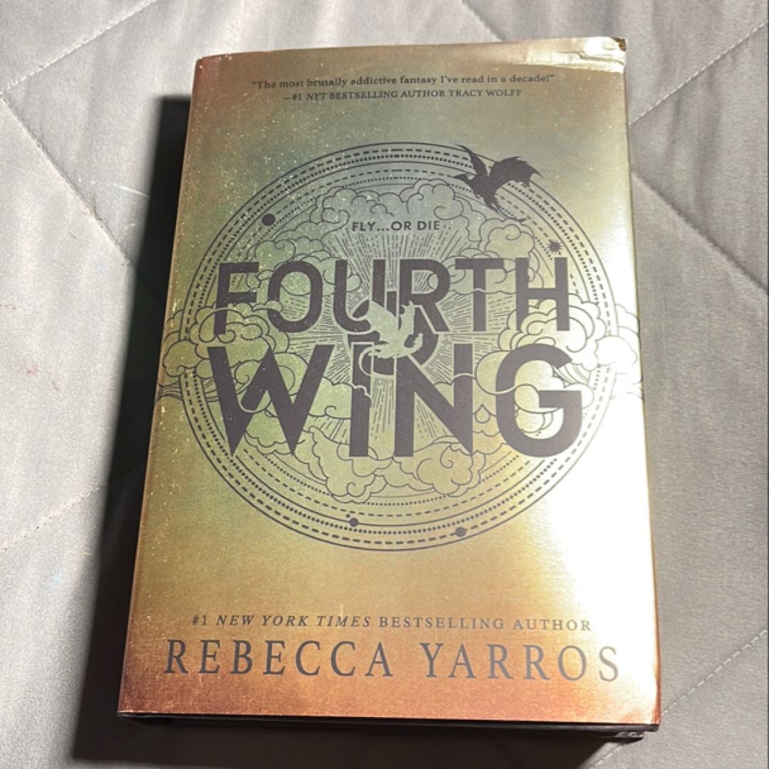 Fourth Wing by Rebecca Yarros, Hardcover | Pangobooks