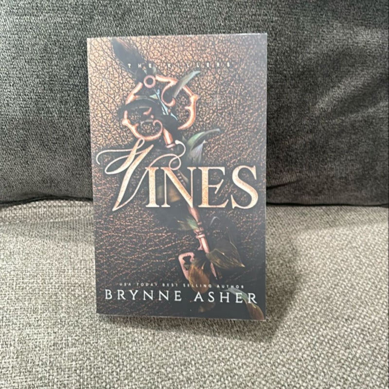 Vines by Brynn Asher , Paperback | Pangobooks