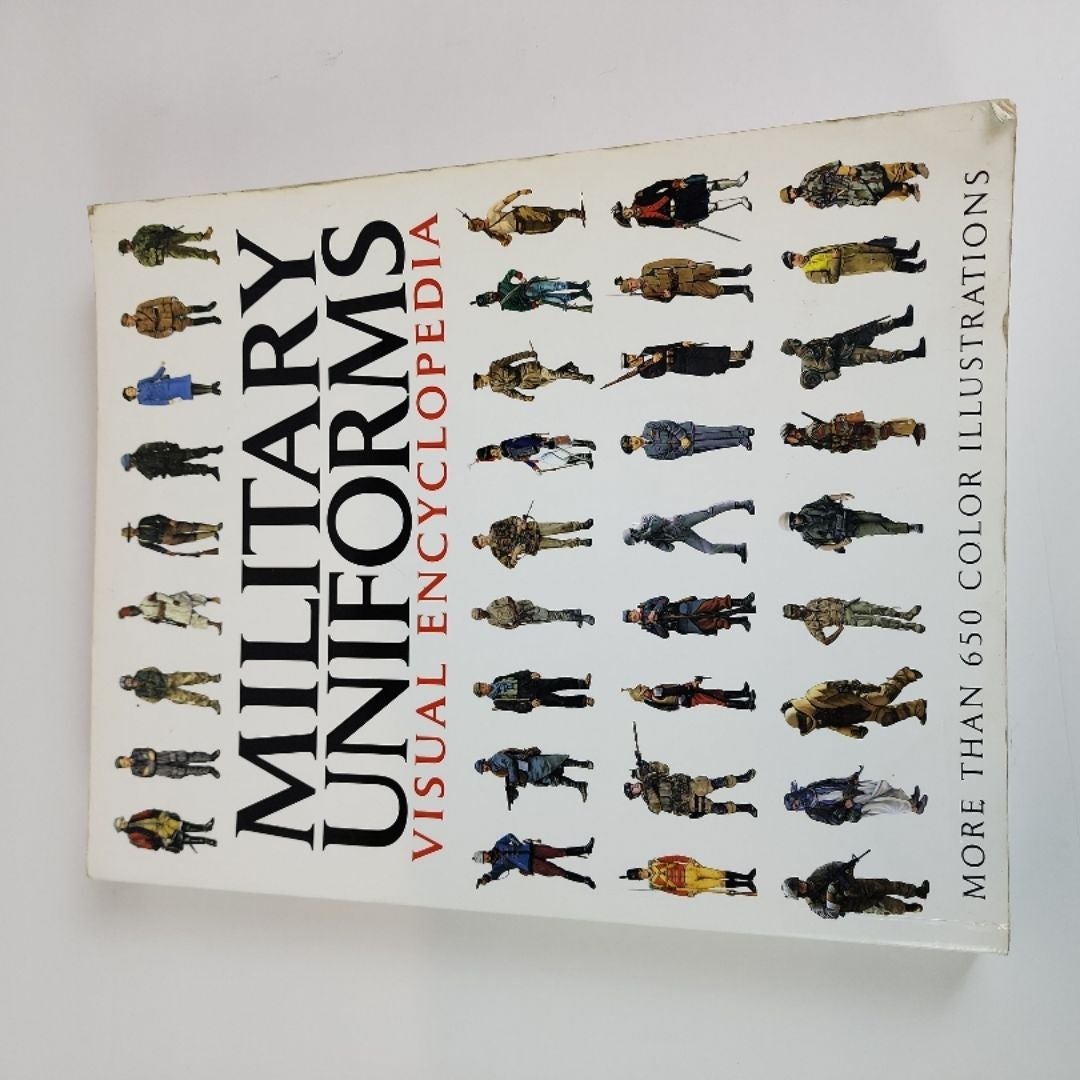 Military Uniforms Visual Encyclopedia by Sarah Uttridge