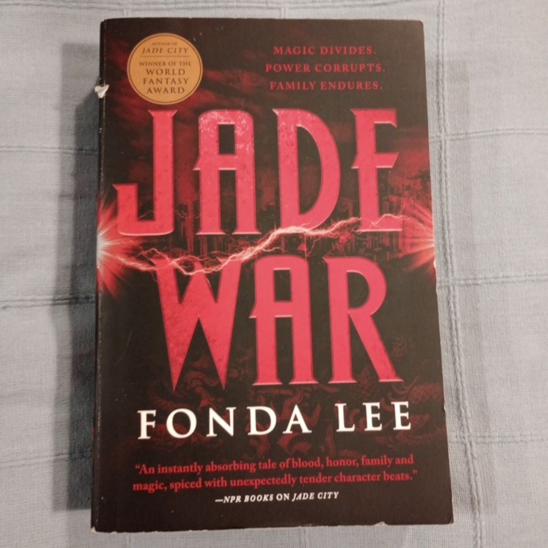 Jade War by Fonda Lee, Paperback | Pangobooks