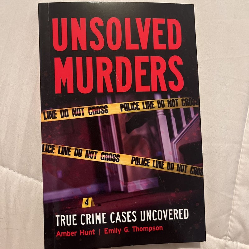 Unsolved Murders by Amber Hunt, Emily G. Thompson, Paperback | Pangobooks