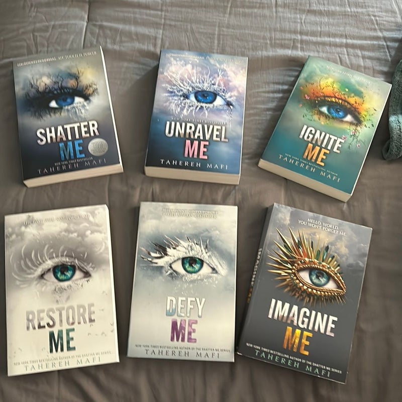 SHATTER ME SERIES READING VLOG Part (books 1-3 Novellas), 45% OFF