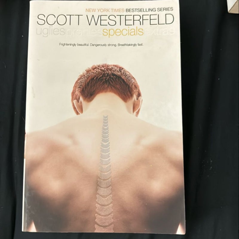 Specials by Scott Westerfeld, Paperback | Pangobooks