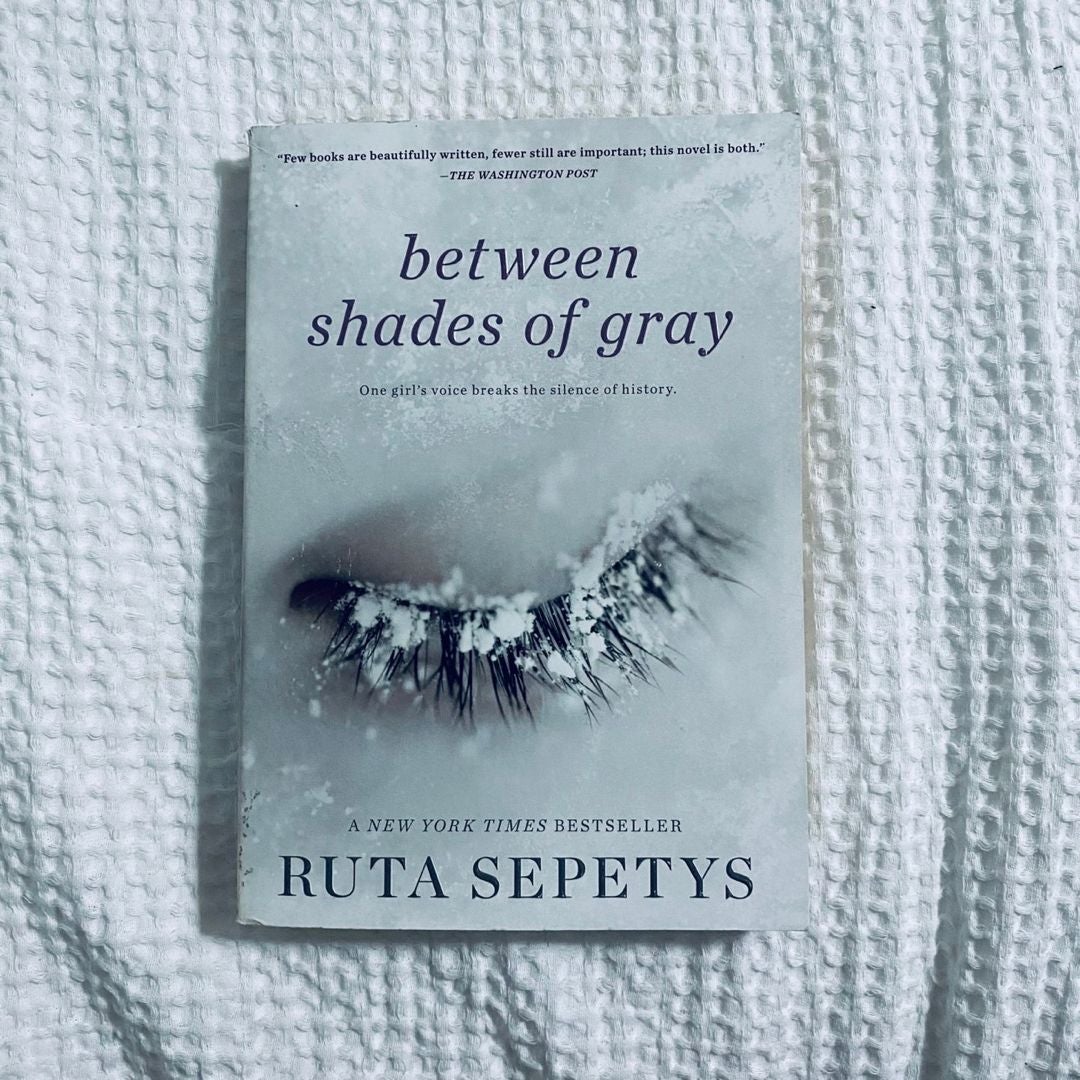 Between Shades of Gray by Ruta Sepetys, Paperback | Pangobooks