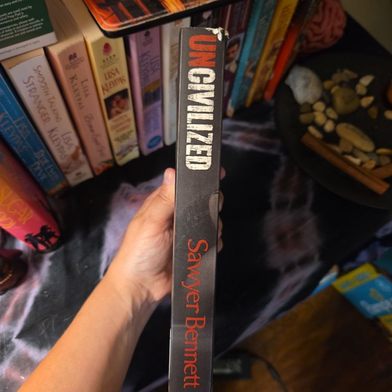 Uncivilized by Sawyer Bennett, Paperback | Pangobooks