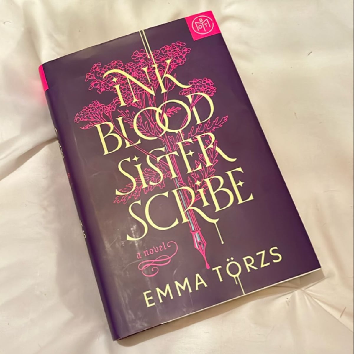Ink Blood Sister Scribe by Emma Törzs, Hardcover | Pangobooks