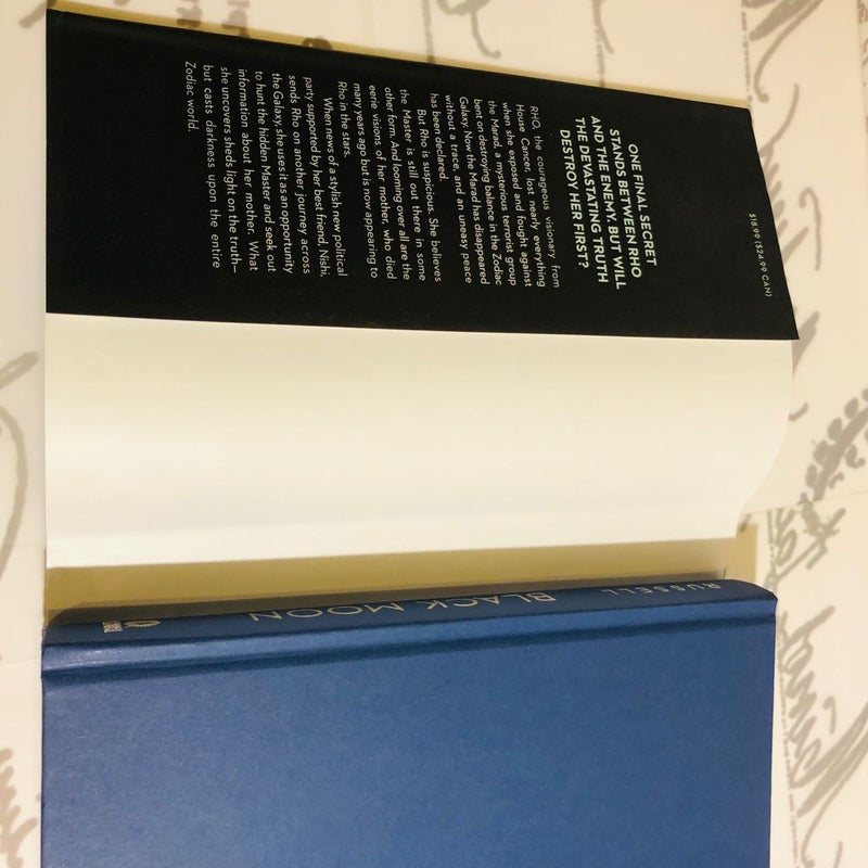 Black Moon by Nikki Loftin, Hardcover | Pangobooks