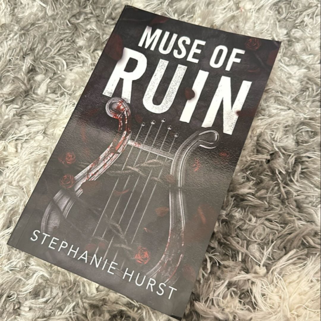 Muse of Ruin by Stephanie Hurst, Paperback | Pangobooks