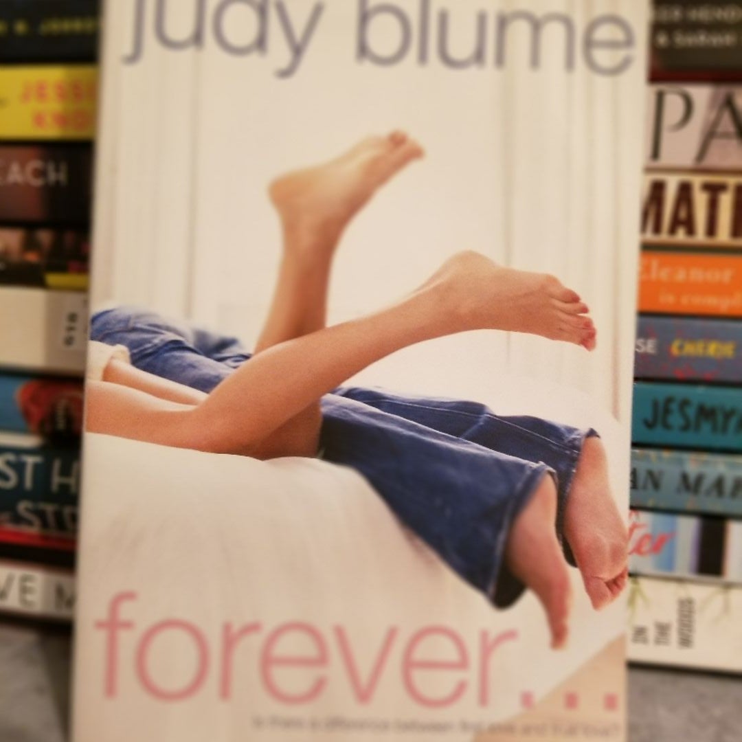 Forever by Judy Blume, Paperback | Pangobooks