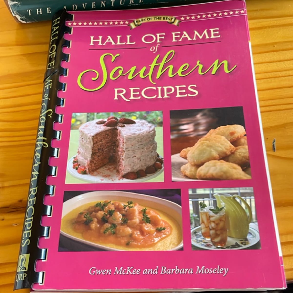 Hall of Fame of Southern Recipes by Gwen McKee, Barbara Moseley