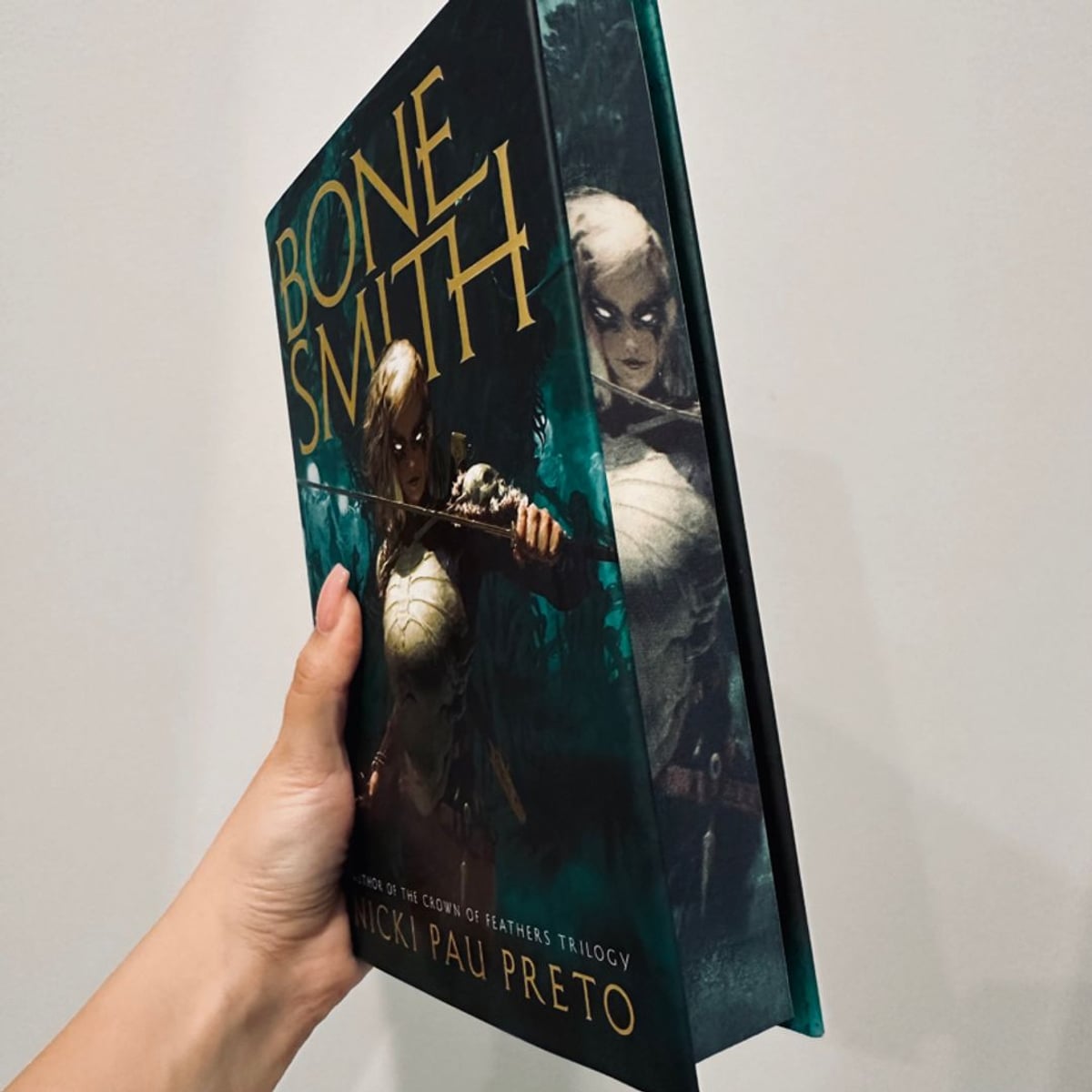 Fairyloot Edition Bonesmith by Nicki Pau Preto, Hardcover | Pangobooks