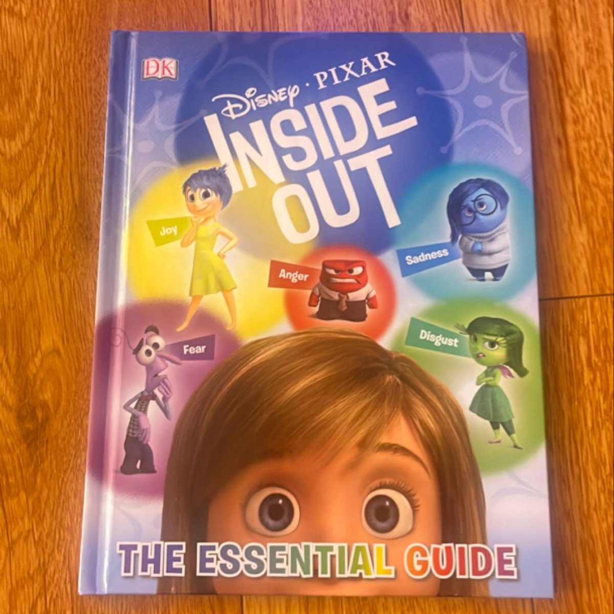 Disney Pixar Inside Out: the Essential Guide by DK