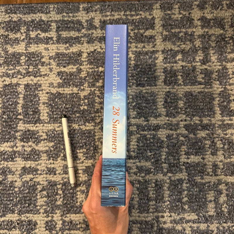 28 Summers by Elin Hilderbrand, Paperback | Pangobooks