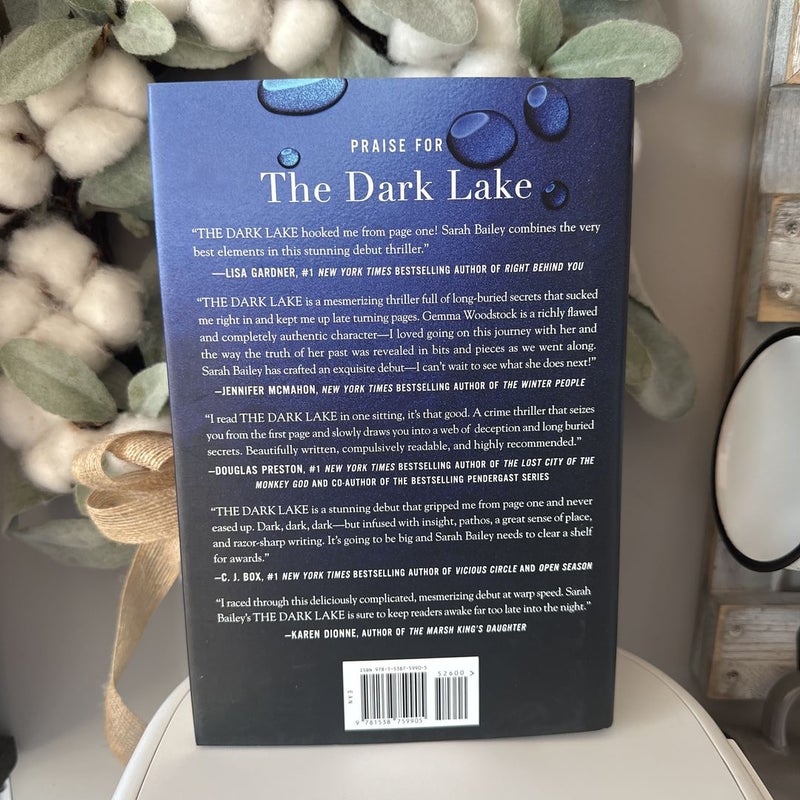 The Dark Lake by Sarah Bailey, Hardcover | Pangobooks