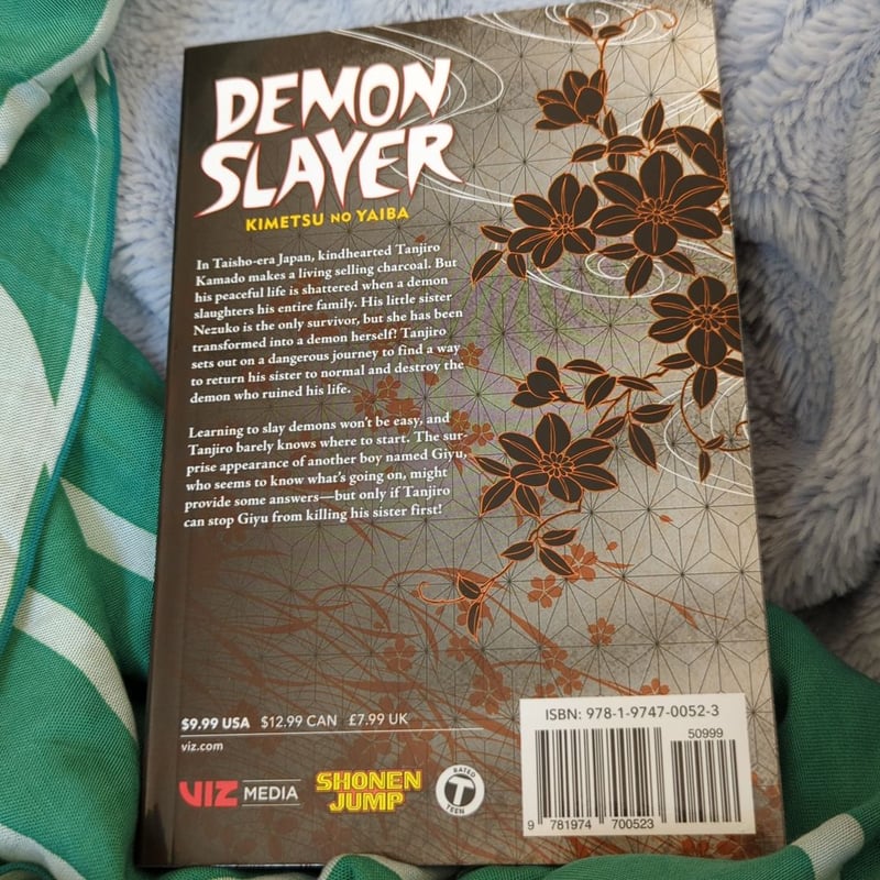 Demon Slayer: Kimetsu No Yaiba, Vol. 1 by Koyoharu Gotouge, Paperback ...