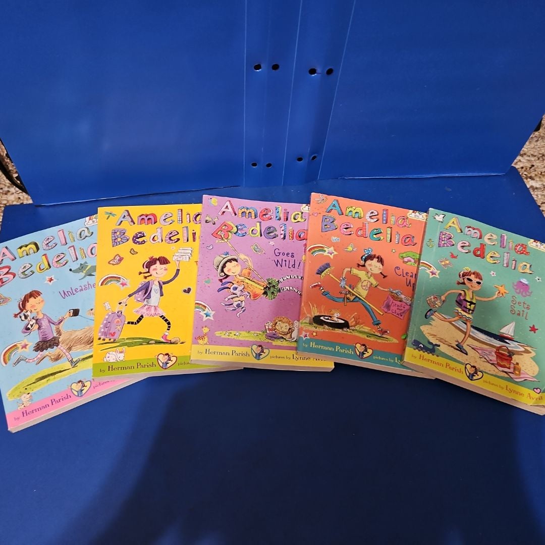 AMELIA BEDELIA 5-Pack by Herman Parish, Paperback | Pangobooks