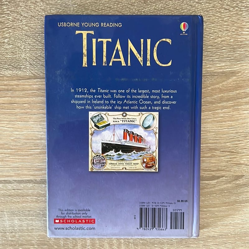 Titanic by Anna Claybourne & Katie Daynes, Hardcover | Pangobooks