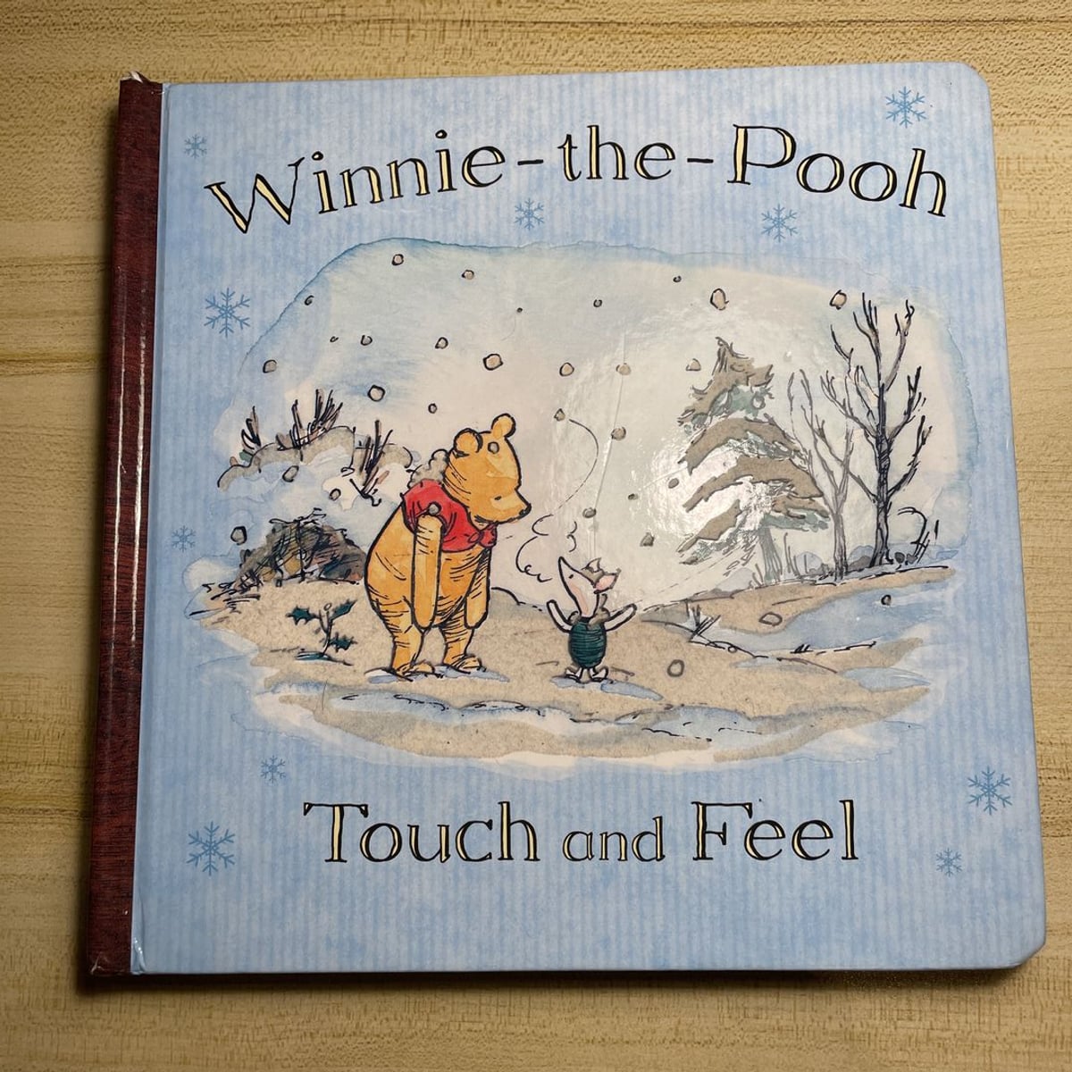 Winnie-the-Pooh Touch and Feel by Egmont Books Staff