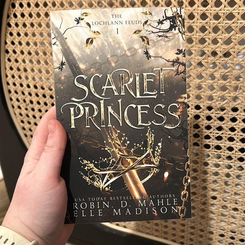 Scarlet Princess by Elle Madison, Paperback | Pangobooks