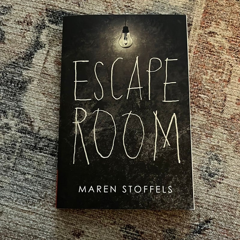 Escape Room by Maren Stoffels, Paperback | Pangobooks
