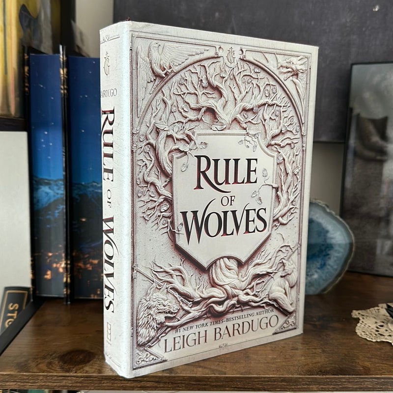 Rule of Wolves by Leigh Bardugo, Hardcover | Pangobooks