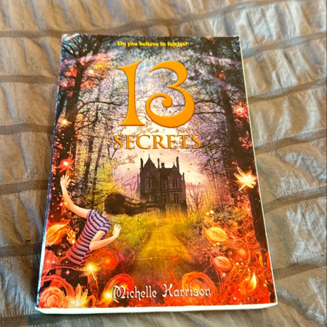 13 Secrets by Michelle Harrison, Paperback | Pangobooks