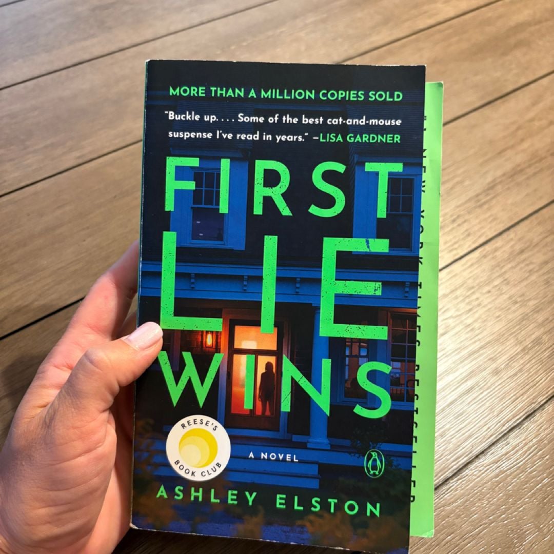 First Lie Wins: Reese's Book Club by Ashley Elston, Paperback | Pangobooks