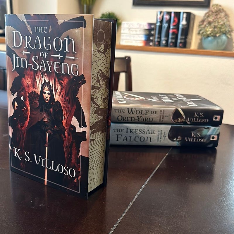 Chronicles of the Wolf Queen - Broken Binding Subscription edition; The ...