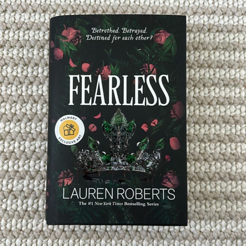 Fearless by Lauren Roberts, Hardcover | Pangobooks