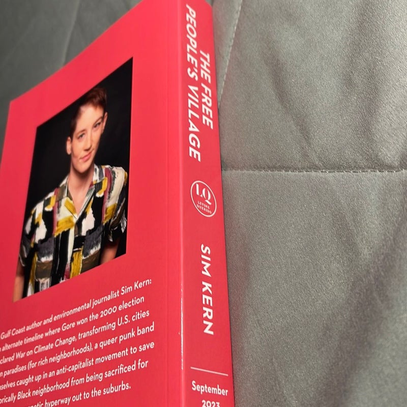 The Free People’s Village ARC by Sim Kern, Paperback | Pangobooks