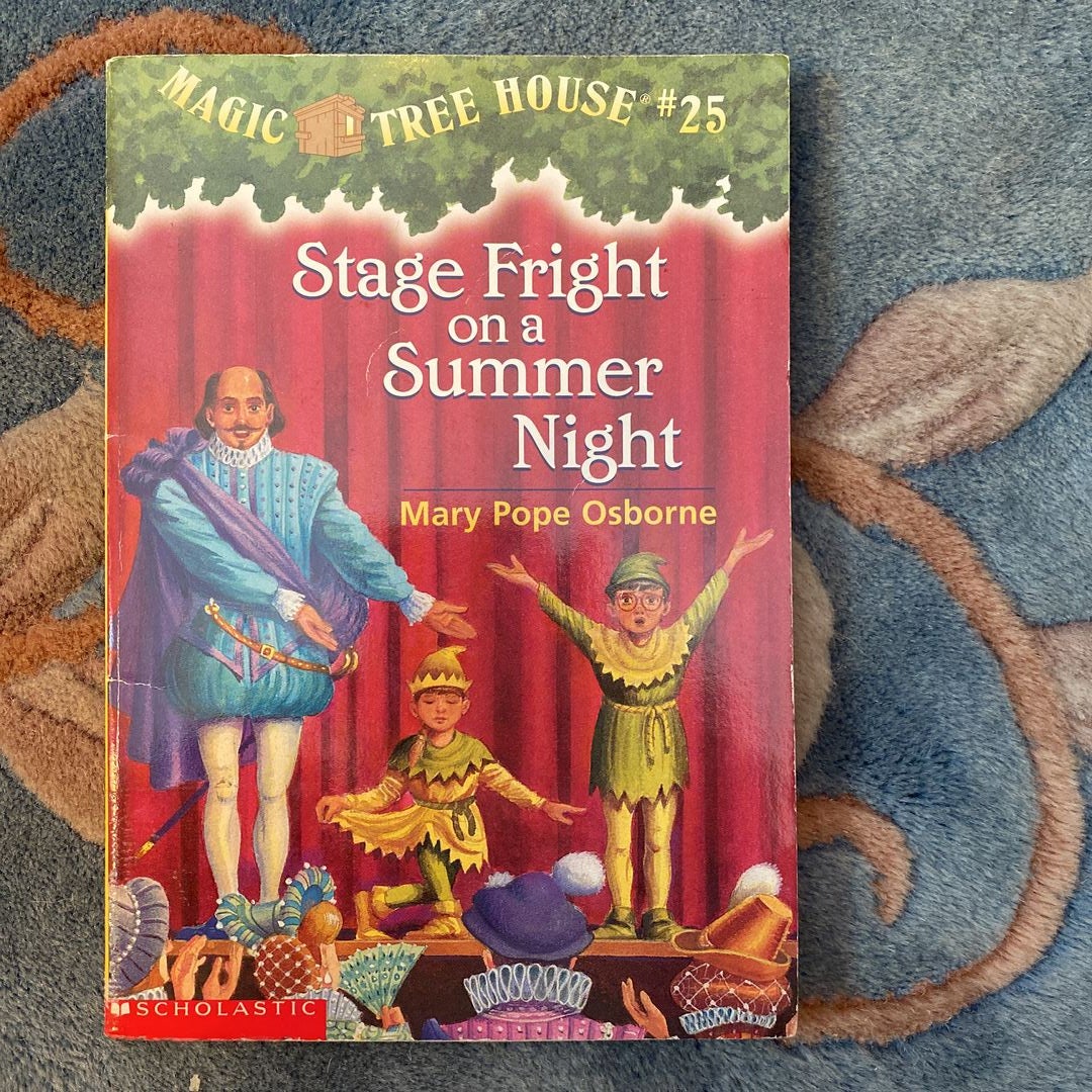 Magic Treehouse by Mary Pope Osborne, Paperback | Pangobooks