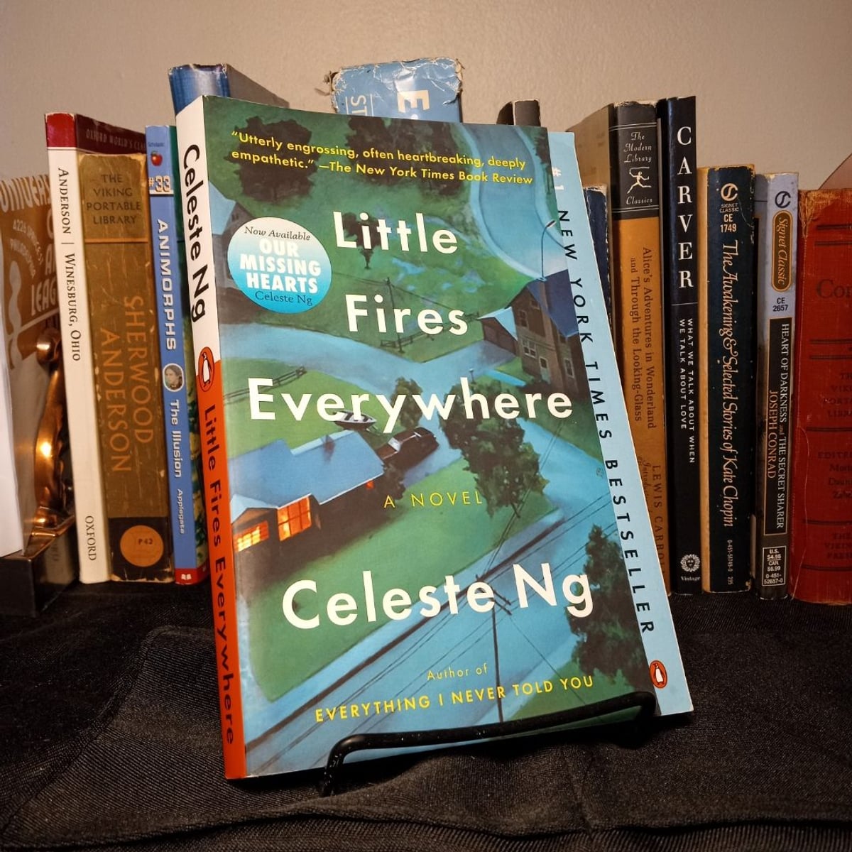 Little Fires Everywhere by Celeste Ng, Paperback | Pangobooks