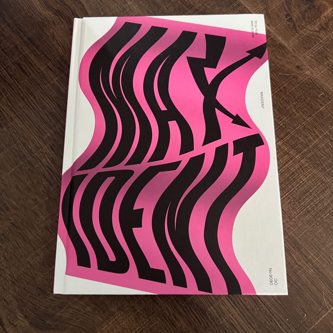 Stray Kids - Maxident - Go Version by Stray Kids , Hardcover | Pangobooks