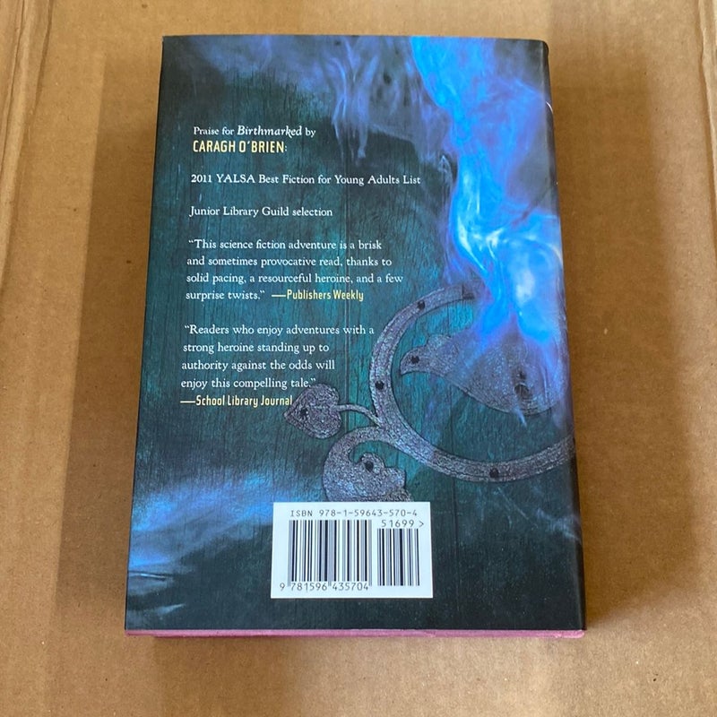 Prized by Caragh M. O'Brien, Hardcover | Pangobooks