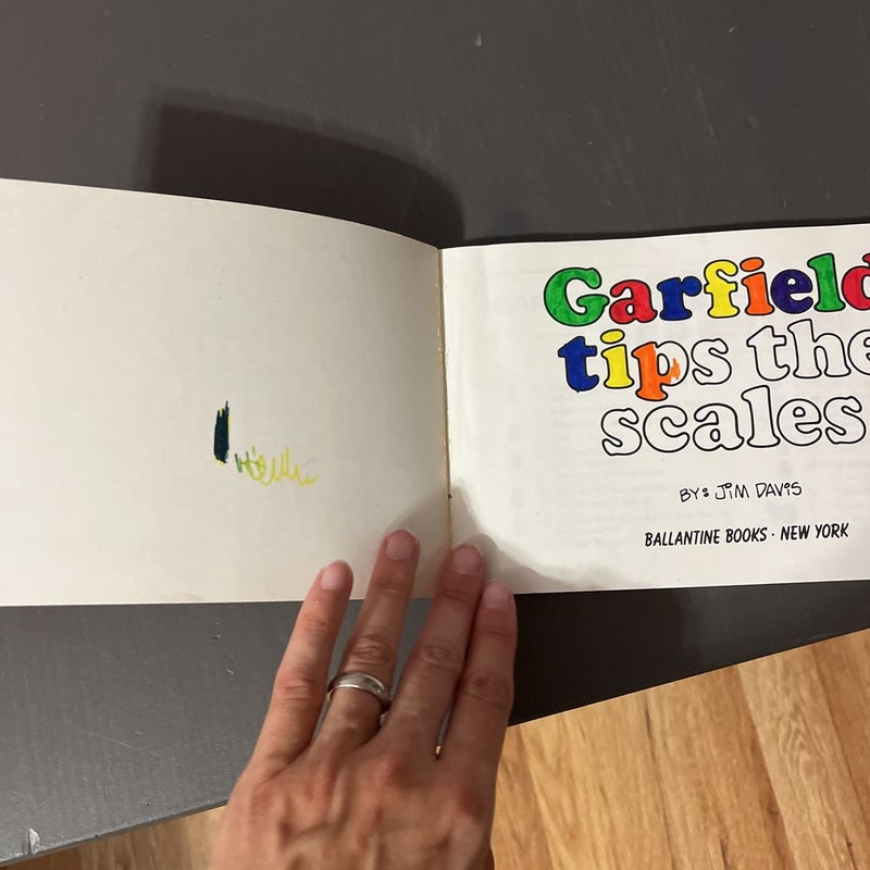 Garfield Tips the Scales