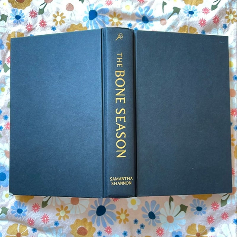 The Bone Season by Samantha Shannon, Hardcover | Pangobooks