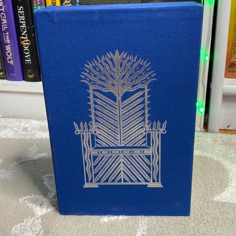 Game of Thrones Deluxe Edition by George R. R. Martin, Hardcover ...